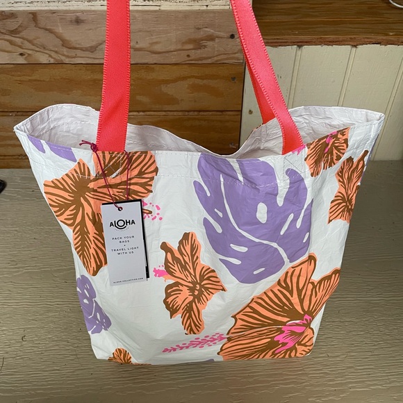 ALOHA Collection | Bags | Aloha Collection Tote | Poshmark